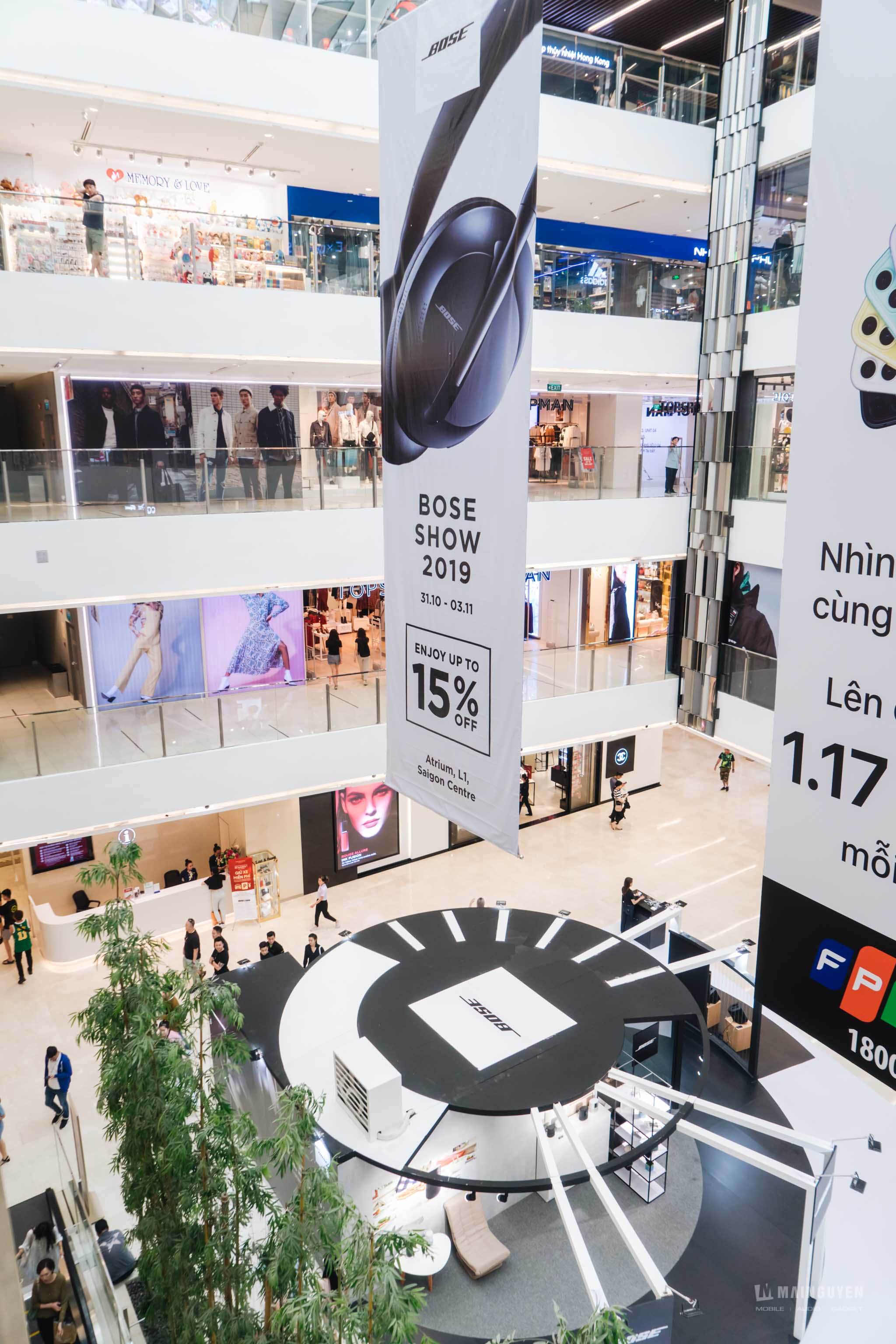 Mời bạn cùng xem những hình ảnh trong ngày đầu tiên diễn ra Bose Show ...